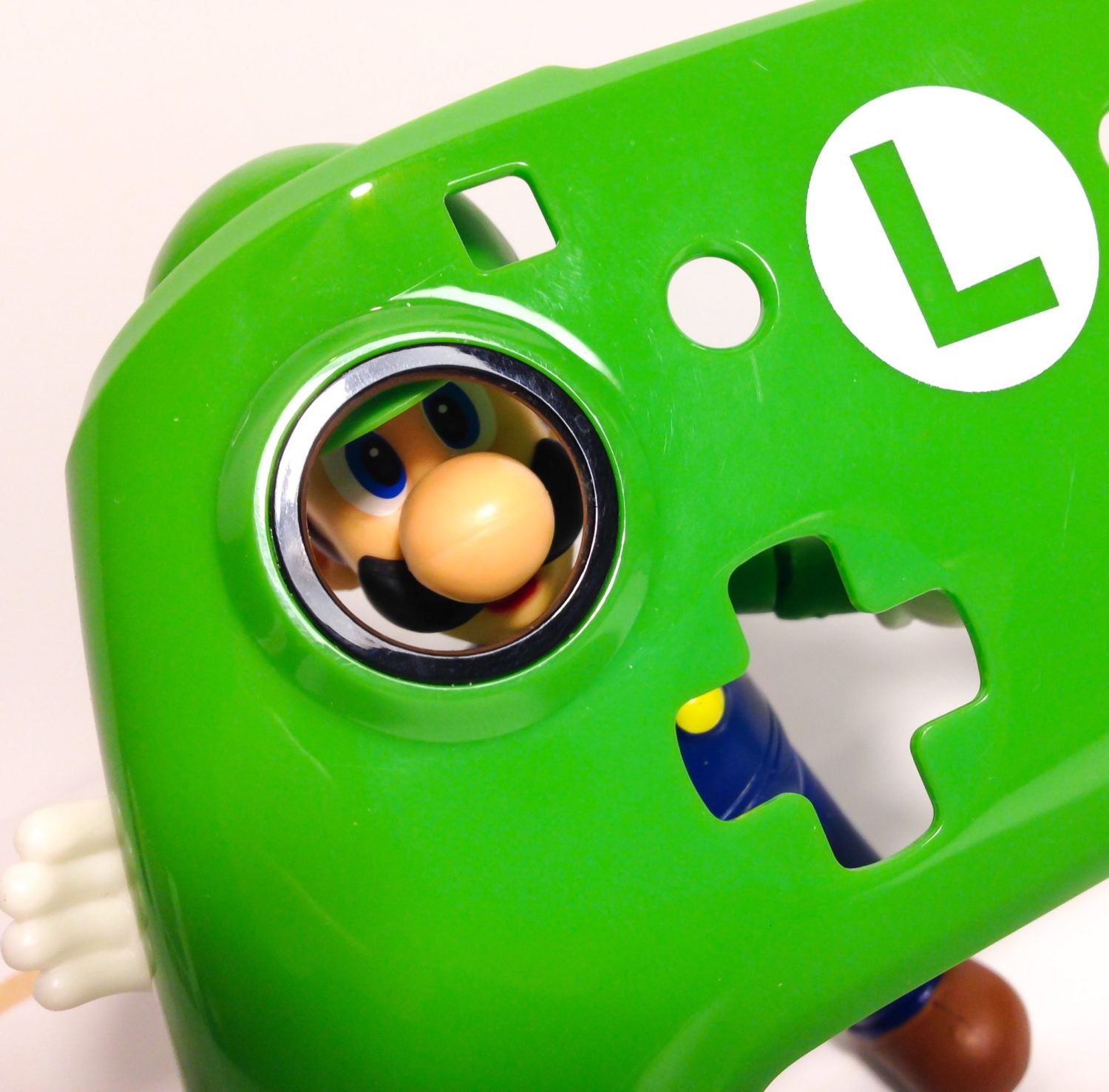 Product Spotlight: Wired Nintendo Switch Pro Controllers - Pure Nintendo